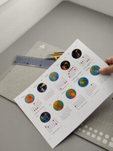 PrintableMaker.com - Kalender kecil seukuran KTP dengan gambar bulat